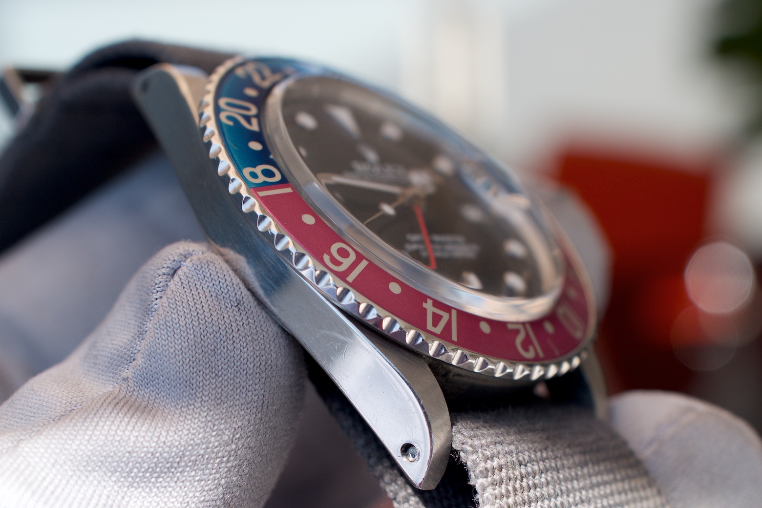 Rolex: Rolex GMT Master "Pepsi" 40mm Reference 16750